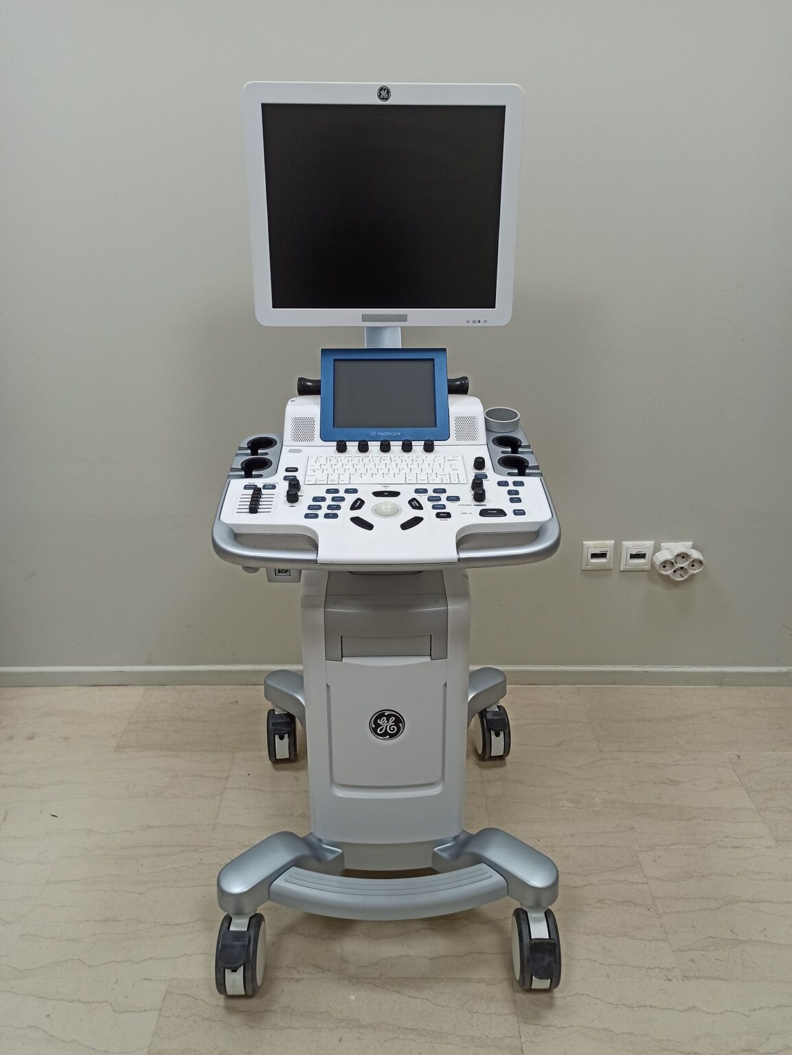 Dormed Hellas – GE VIVID T8 - Refurbished Ultrasound 2016